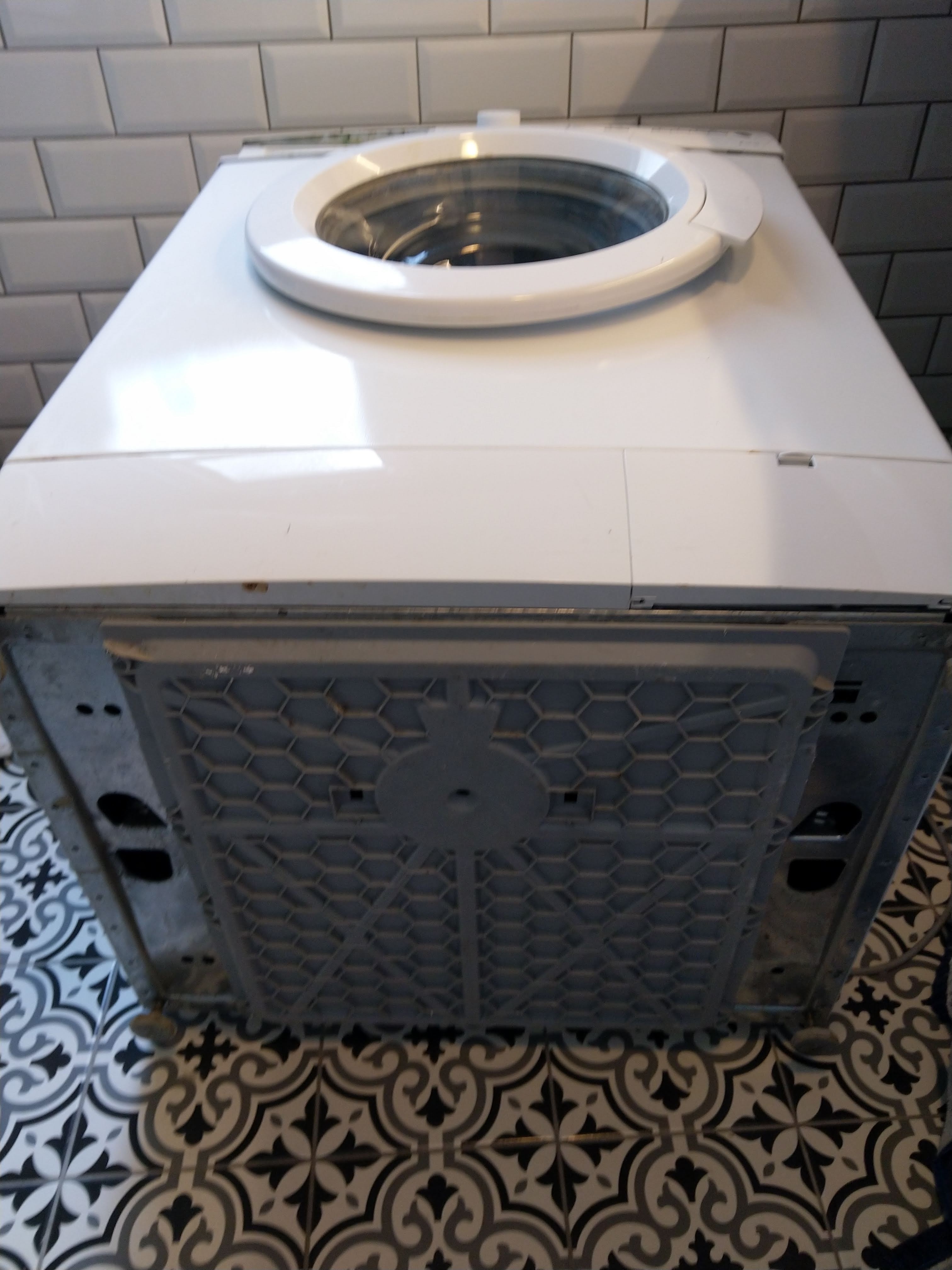 Repairing a Siemens Washing Machine (Part 2) – Universal Discovery ...